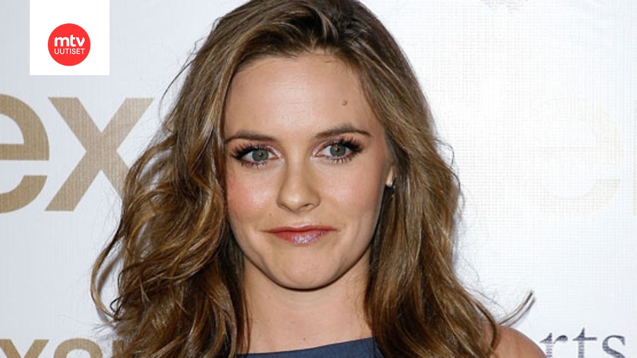 Unohtuiko sheivaus, Alicia Silverstone? Katso kuvat! | MTV Uutiset