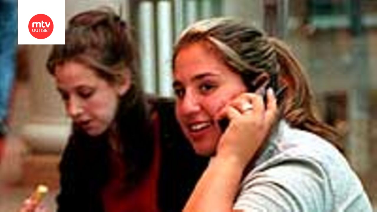 Harvat vaihtavat operaattoria | MTV Uutiset