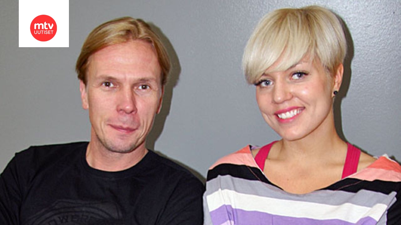 Tanssii Tähtien Kanssa: Jukka Rasila kokovartalokipsissä | MTV Uutiset