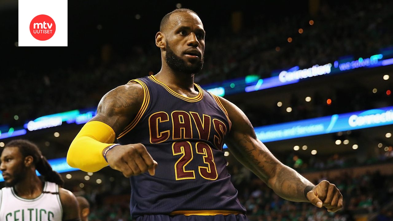 LeBron James rikkoi Jordanin NBA-ennätyksen – "Mike oli kuin jumala ...