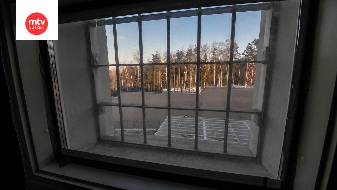 Pelson vankilamurhasta tuomitulle yhdistelmärangaistus perheeseen ...