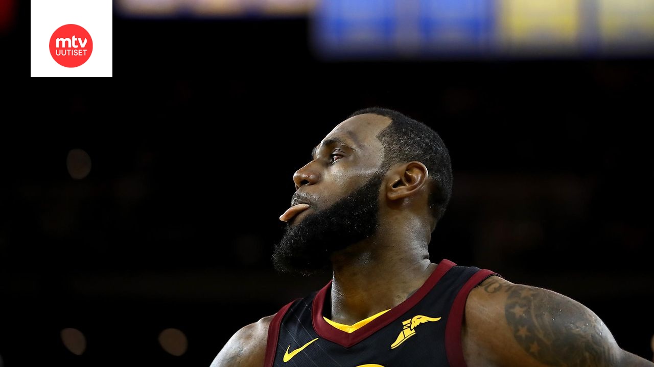 Tämä kysymys oli liikaa – LeBron James käveli ulos kesken ...