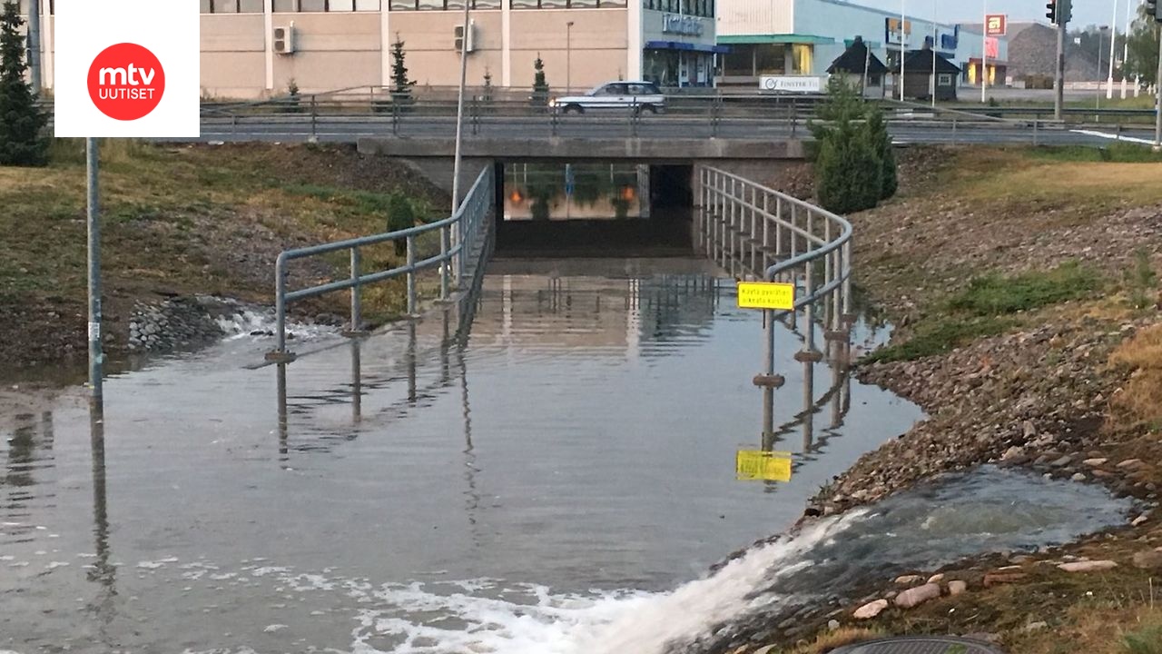 Raumalla tulvat ovat helpottaneet: Ulkona voi jälleen liikkua, mutta ...