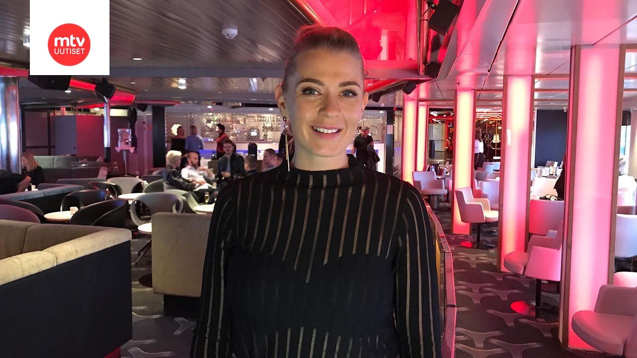 Nyt on rock! Paluun sarjaan tekevä Salkkarit-kaunotar Monika Lindeman ...
