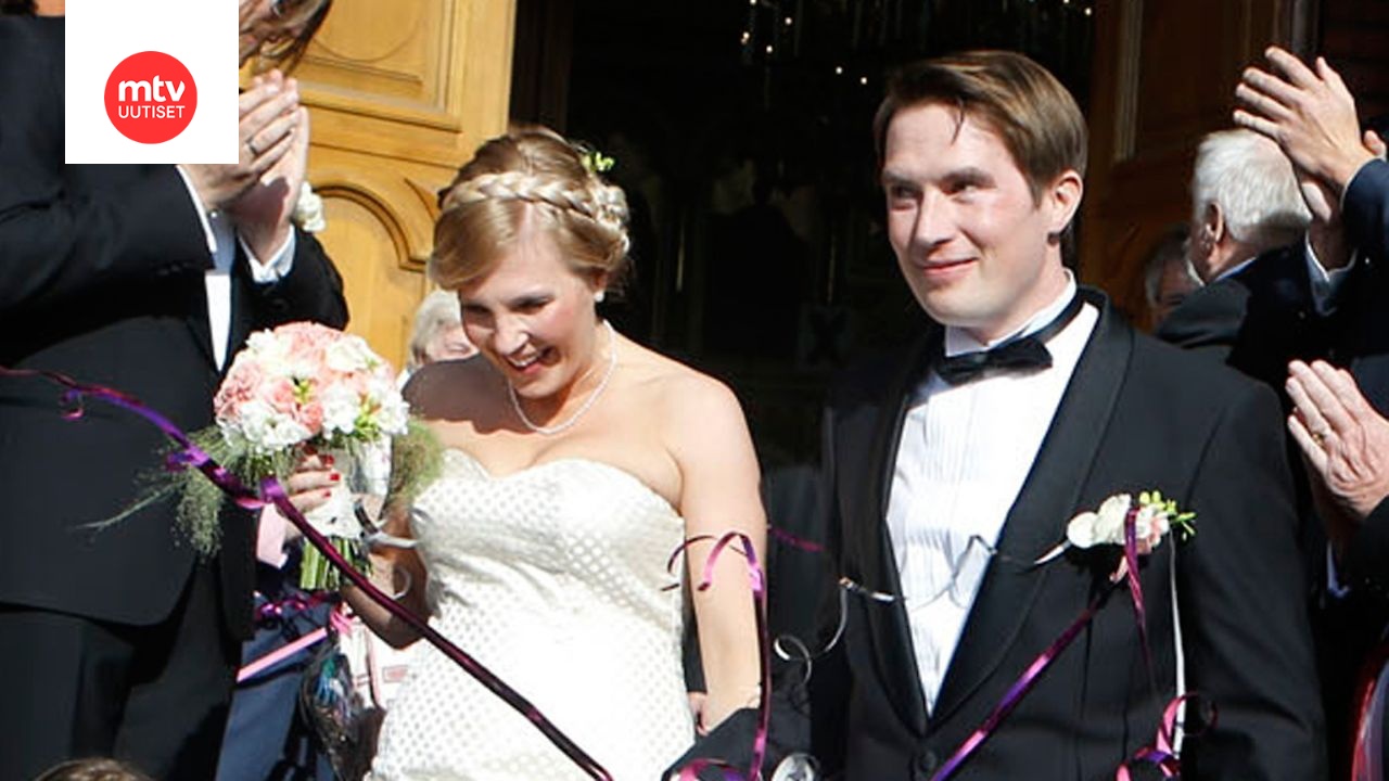 Vappu Pimiä juhlii teräshäitä mysteerimiehen kanssa | MTV Uutiset