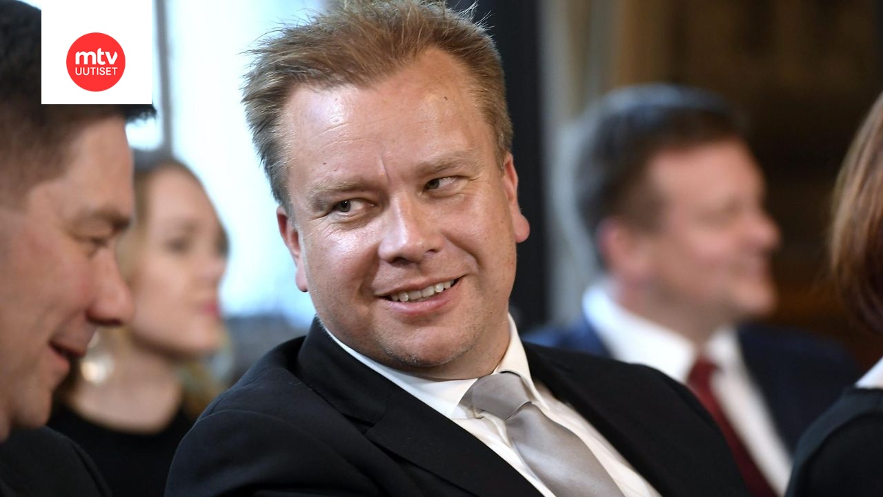 Pitäisikö kutsunnat laajentaa koskemaan myös naisia? Varusmiesliitto vastaa puolustusministerin ...