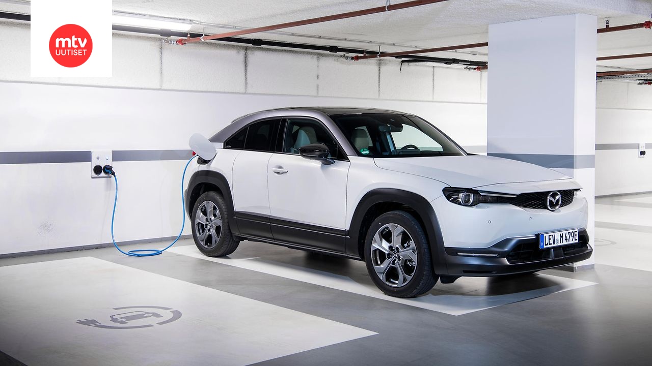 Mazda MX-30 -sähköautoon tulossa myös bensamoottori | MTV Uutiset