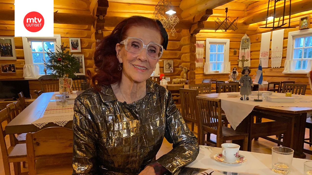 Pian 96 vuotta täyttävällä Aira Samulinilla on monta ilon aihetta ...