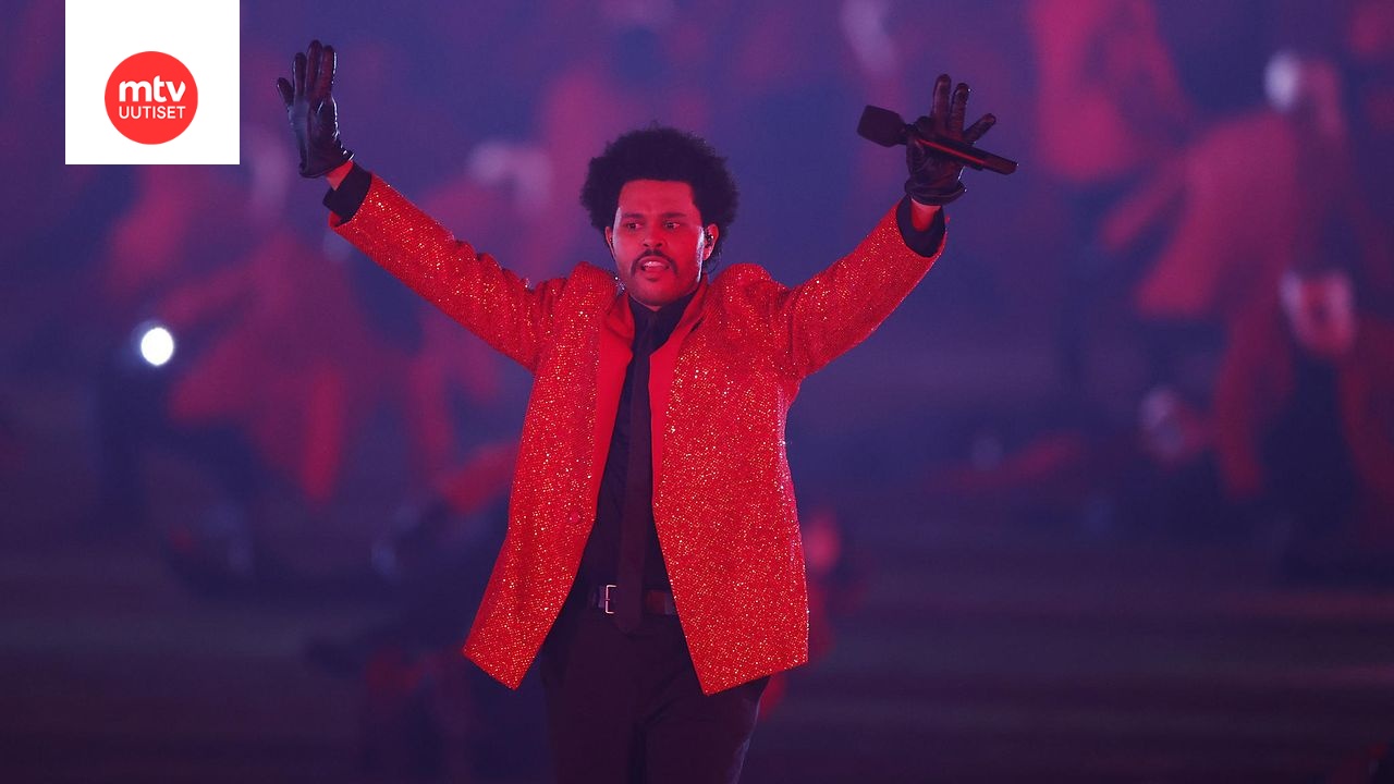 The Weeknd joutui keskeyttämään Los Angelesin keikkansa kolmen ...