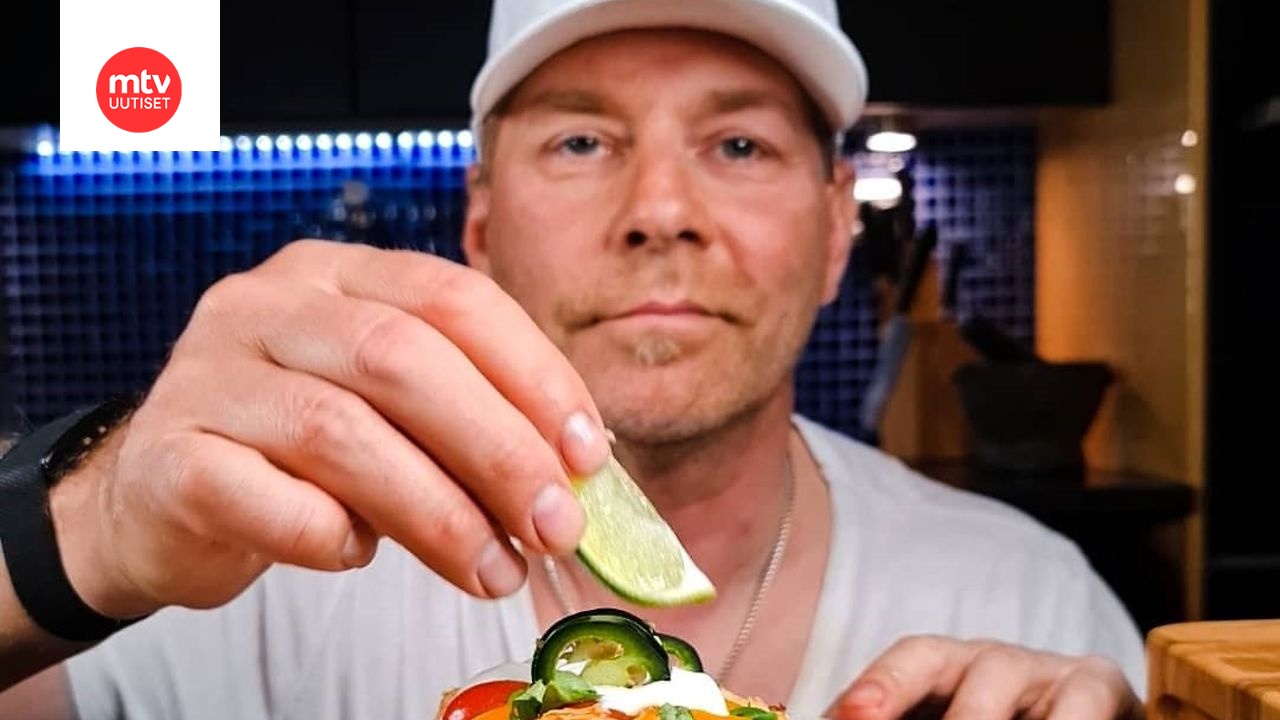 Harri Syrjäsen tulinen kanapasta maistuu yhdessä MM-jääkiekon kanssa ...
