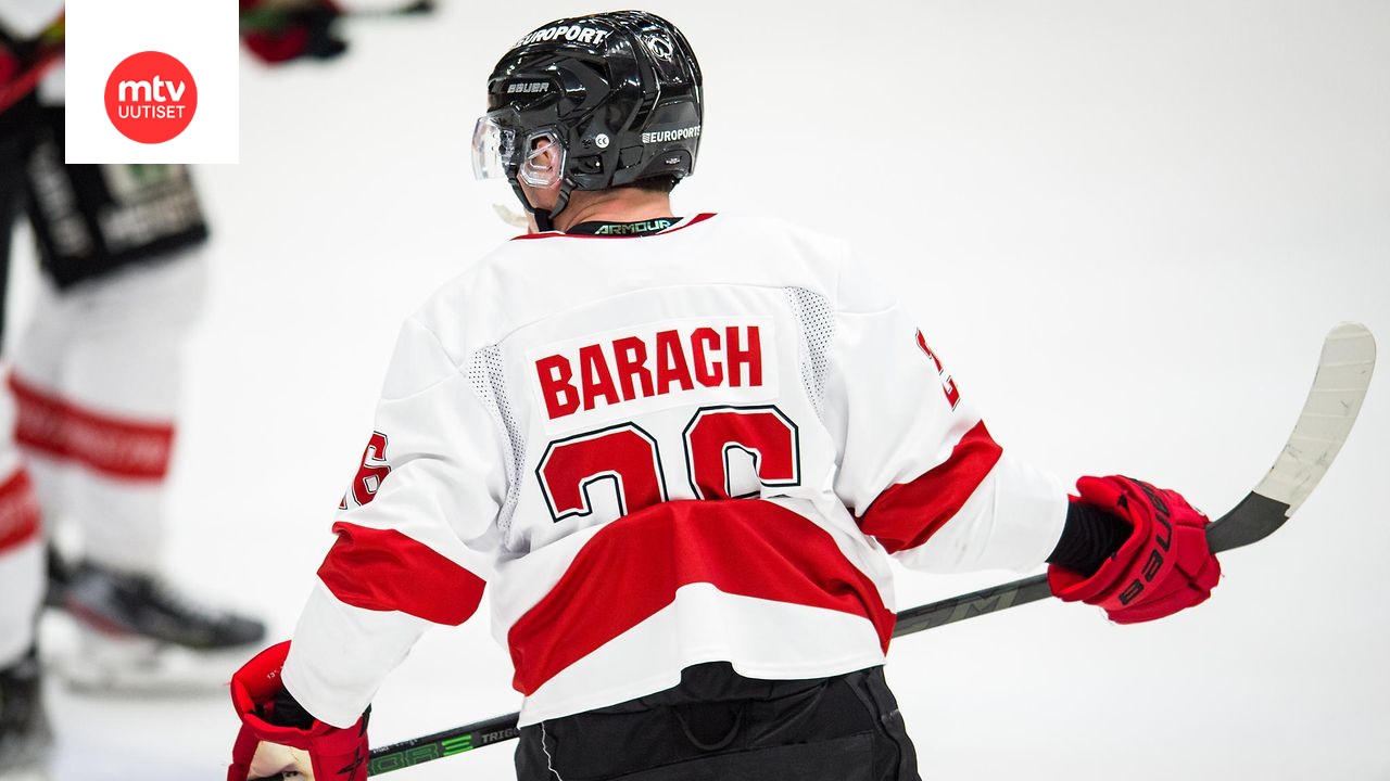 Mikä ilta! Derek Barach, 26, tykitti neljä maalia SM-liigakierroksella ...