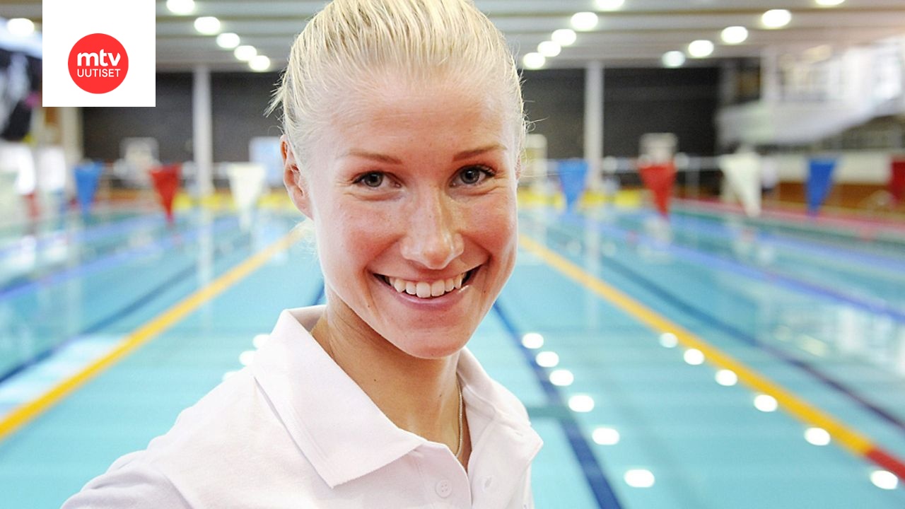 Kuva: Mikä poseeraus! Hanna-Maria Seppälä uikkareissa missin elkein ...