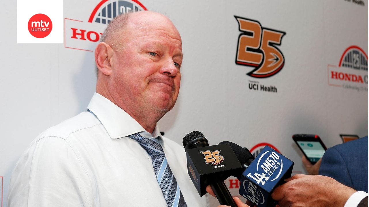 NHL:n Anaheim Ducksin seurapomo Bob Murray eroaa ja hakeutuu ...