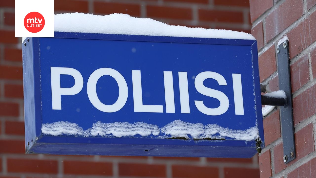 Mies yritti tappaa terä- ja lyömäaseella sekä autolla Savonlinnassa | MTV Uutiset