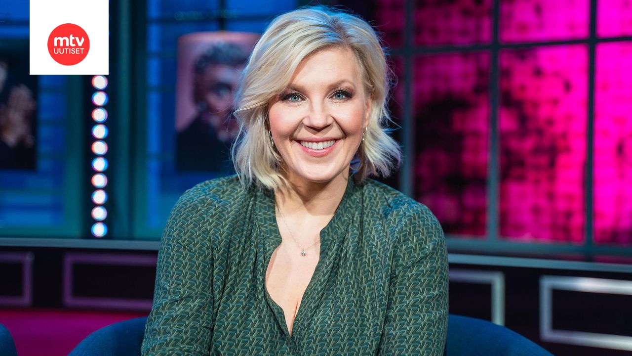 Vappu Pimiä aloitti uransa Maikkarilla 22 vuotta sitten – juhlisti kollegoidensa kanssa ...