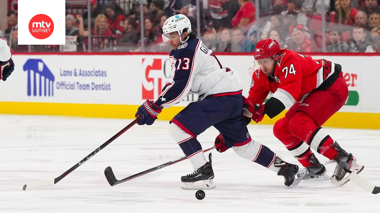 NHL: Johnny Gaudreau harmitteli Patrik Laineen loukkaantumista. | MTV Uutiset