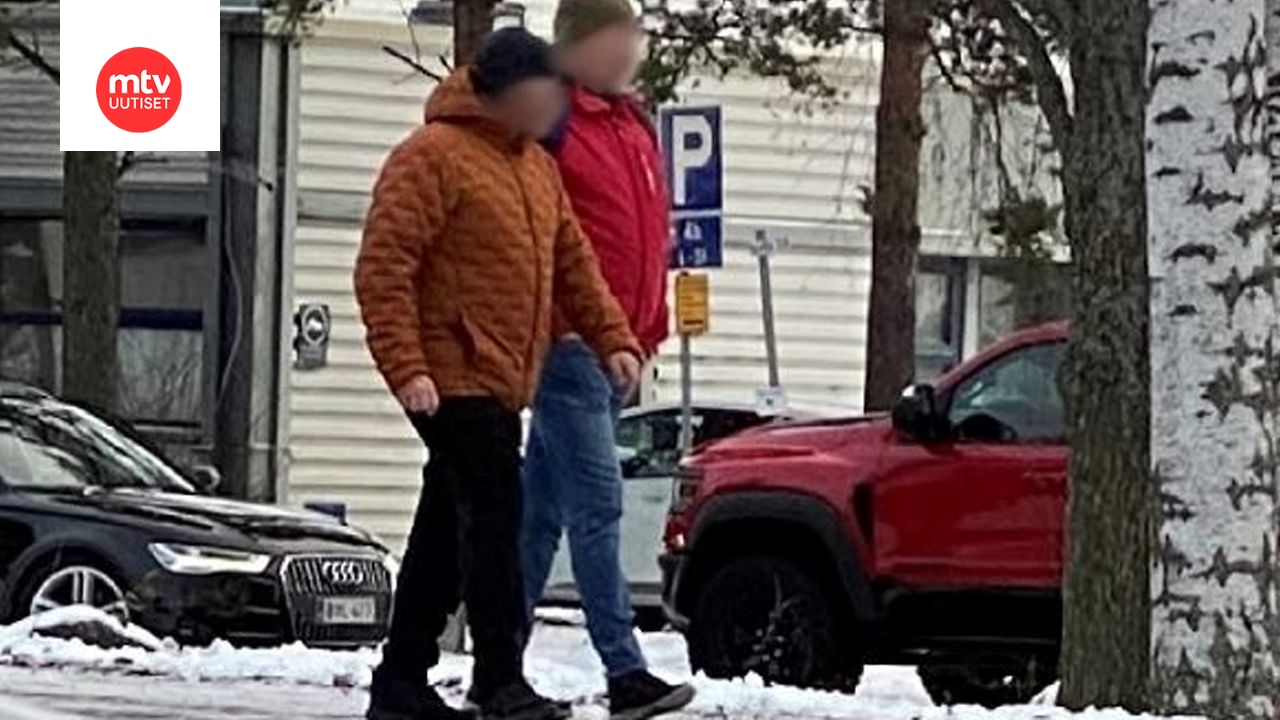 Poliisi kaipaa yhä valokuvaan tallentuneita silminnäkijöitä todistajiksi Puotilan ampumiseen ...