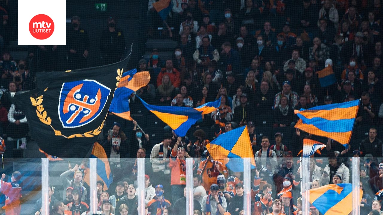 Avauskiekon pudottaneet Kalevi Numminen ja Teppo Numminen saivat hurjat ...