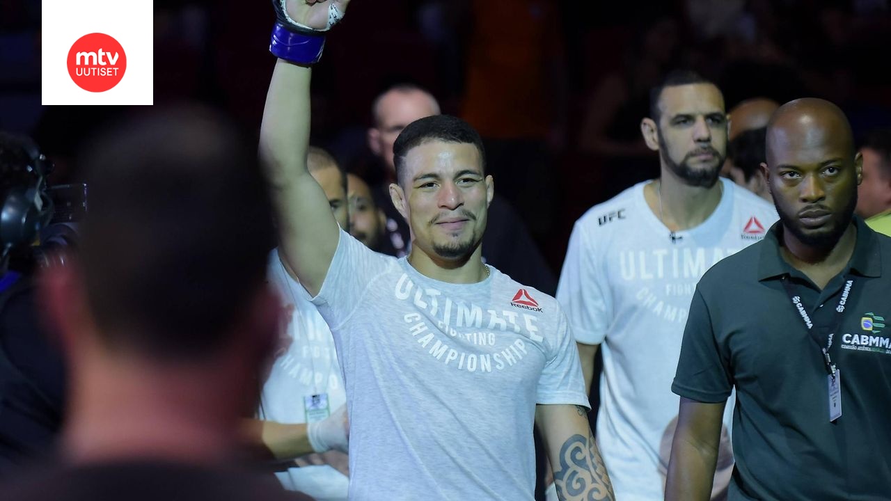 Felipe Colares kuoli, törmäsi bussiin | MTV Uutiset