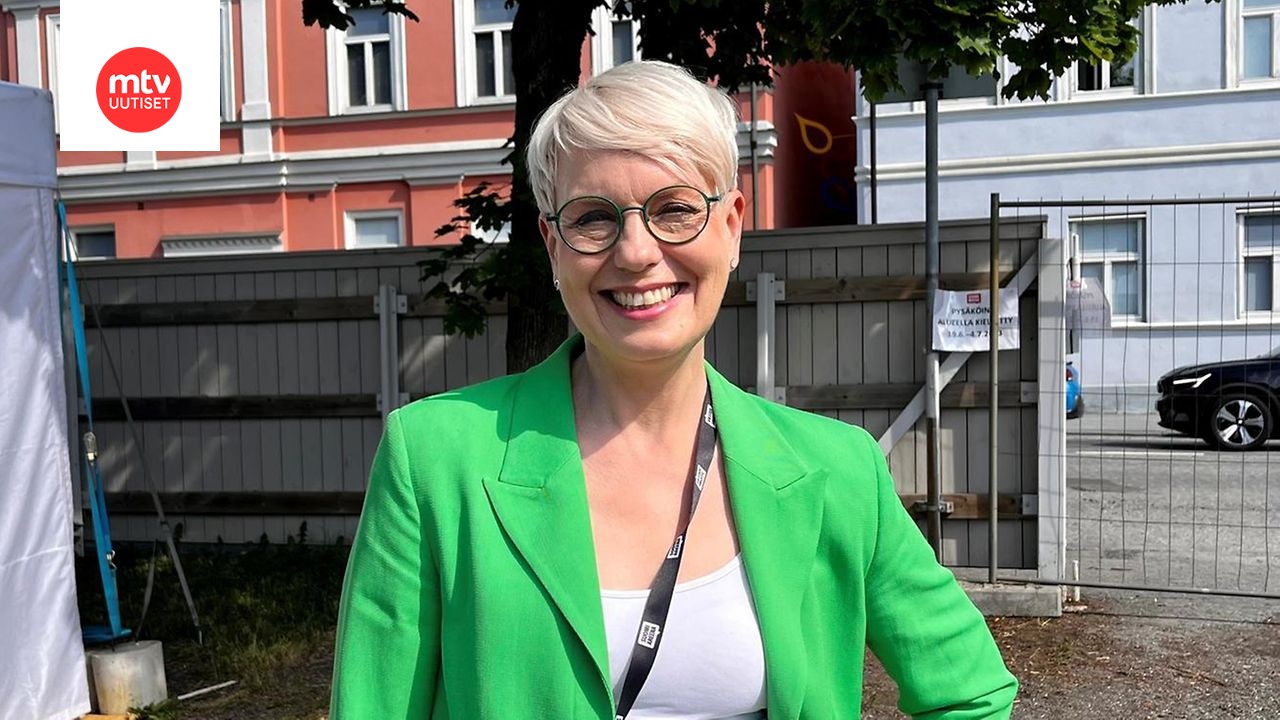 Baba Lybeck voitti tänä vuonna EM-hopeaa painonnostossa ja nyt ...