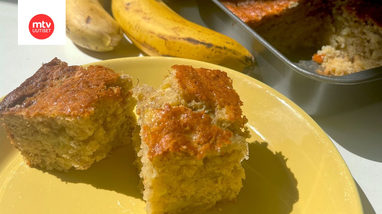 Mehukkain banana bread eli banaanileipä: Katso helppo banaanikakun ...