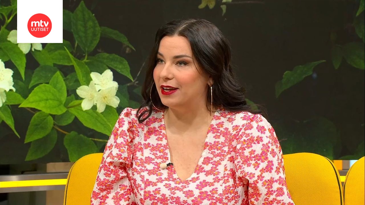 Rap-artisti Mercedeksen ja Janne Ranisen lapsi sai nimen | MTV Uutiset