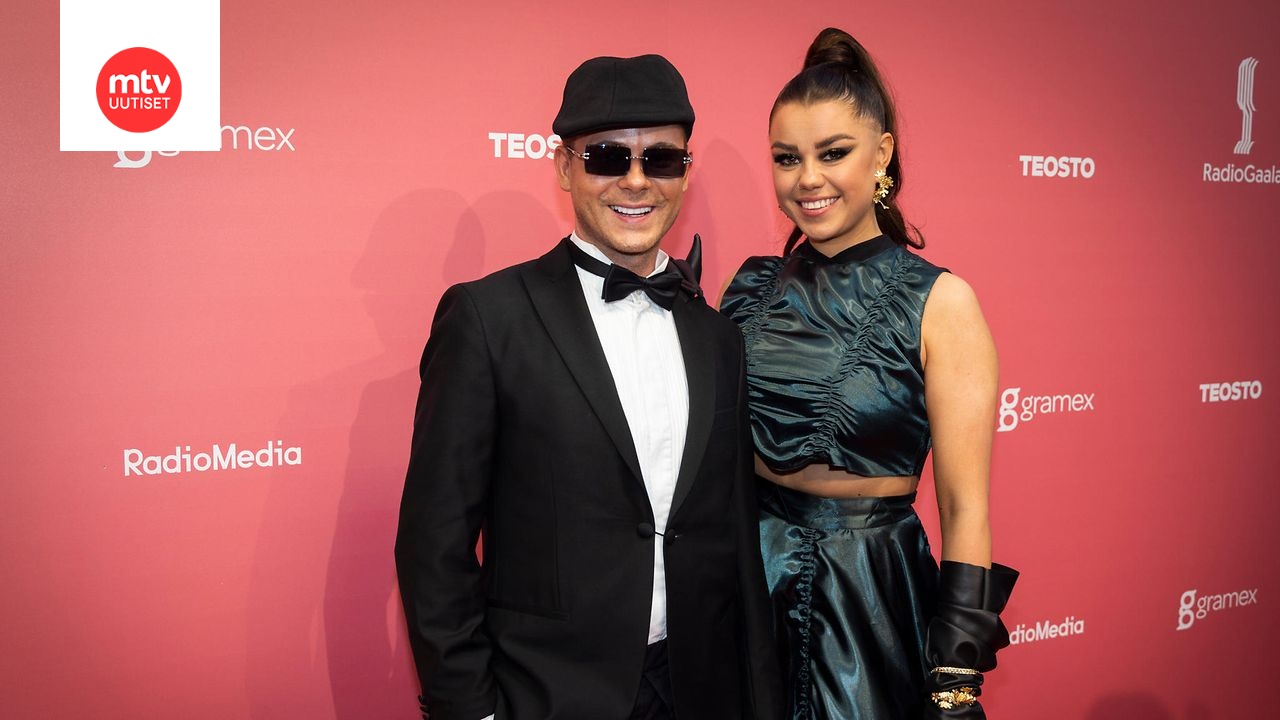 NRJ:n aamussa lopettava Julianna Jokela tunteikkaana vaikeasta ...