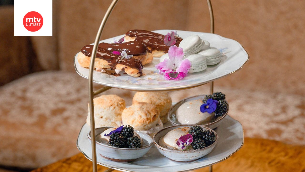 MasterChef Suomi: Punaherukka-eclair, Sininen joukkue | Resepti ...