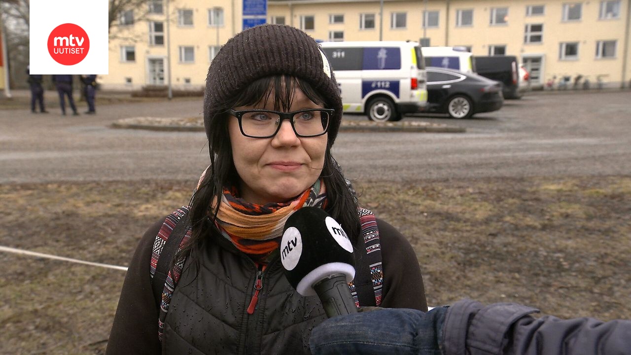 Vantaalaisäiti kommentoi kouluampumista | MTV Uutiset