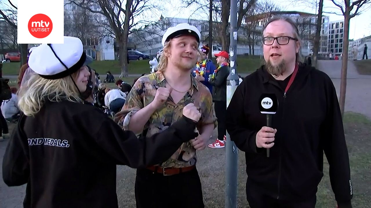 MTV:n vappureportteri sai suorassa lähetyksessä tanssivat seuralaiset | MTV Uutiset