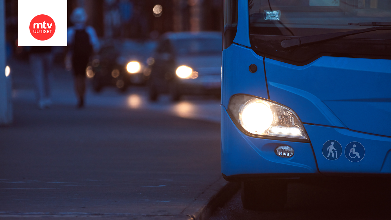 Bussikuski pelasti jouluretkeltä palanneet päiväkotilapset Tampereella ...