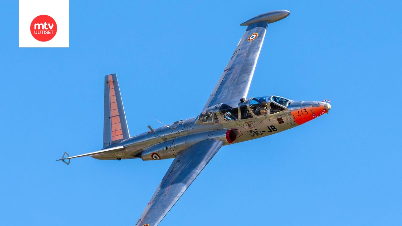 Fouga Magister -lentokone syöksyi mereen Ranskassa | MTV Uutiset