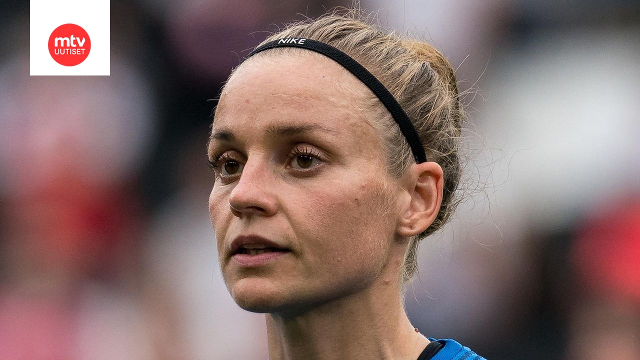 Karu välikohtaus Kansallisessa liigassa puhuttaa – Essi Sainio lataa ...