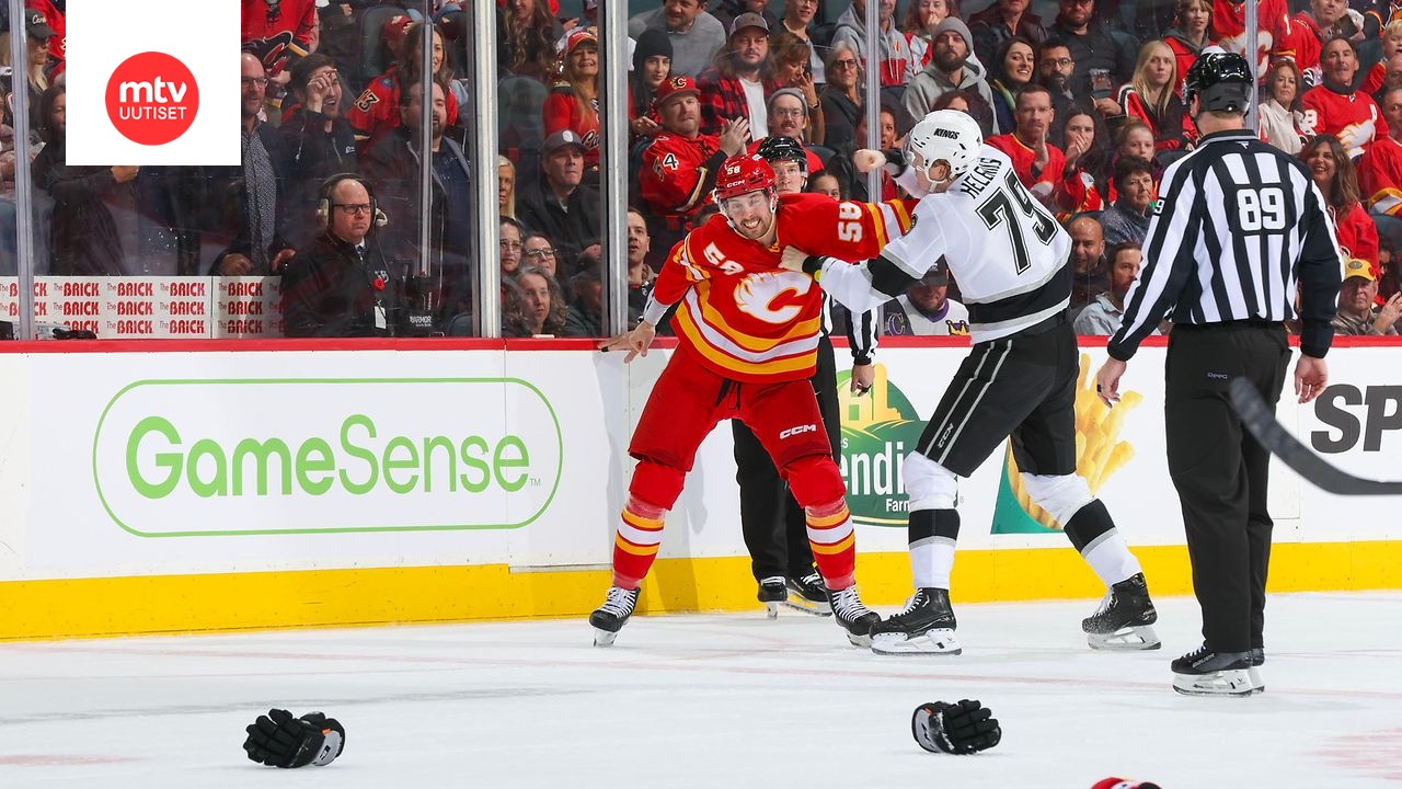 NHL: Samuel Helenius nyrkkitappelussa uran toisessa pelissään | MTV Uutiset