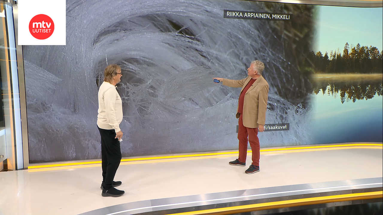 Pekka Pouta ja Antero Mertaranta äimistelivät outoa jäistä kuvaa | MTV Uutiset