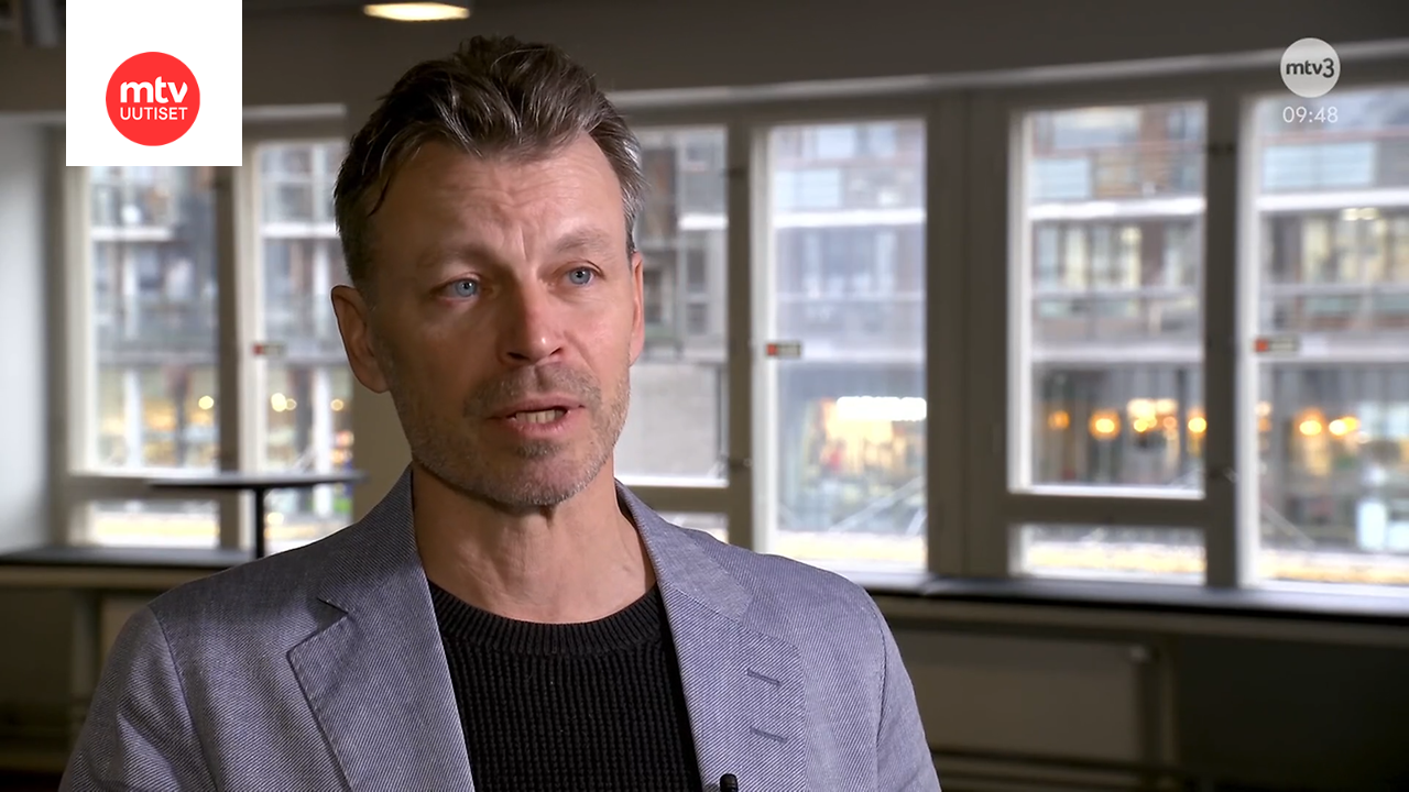 Ranskassa asuva elokuvatähti Peter Franzén kertoo arjestaan: ”Siellä ...