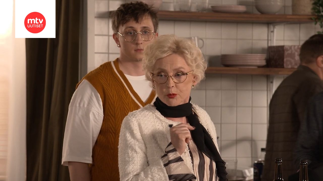 Salkkarit-kaksikko jää bilettämään teinien kanssa | MTV Uutiset