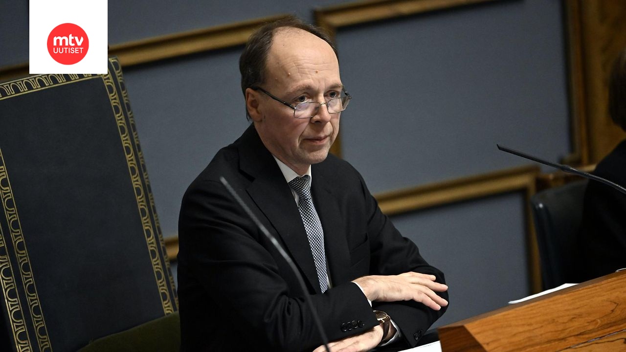 Halla-aho kommentoi eduskunnan huumejälkiä | MTV Uutiset