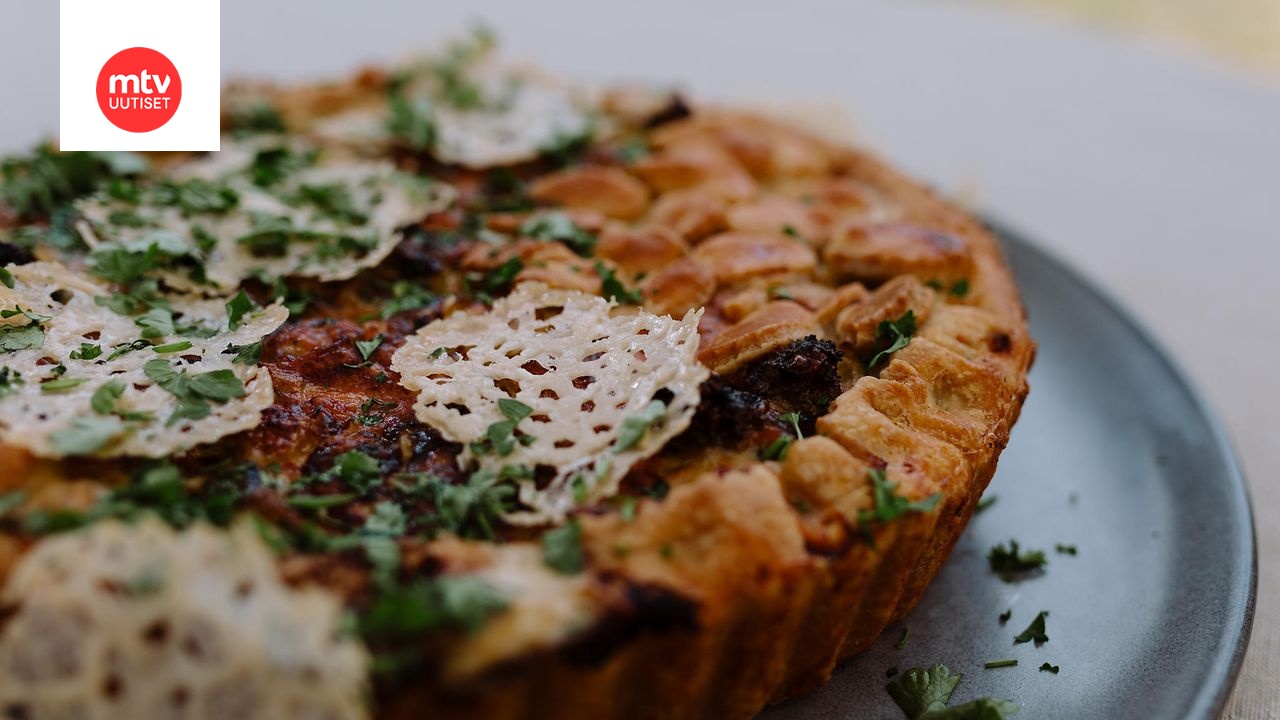 Koko Suomi leipoo: Pitsinen Homity pie, Lauran resepti | Resepti ...