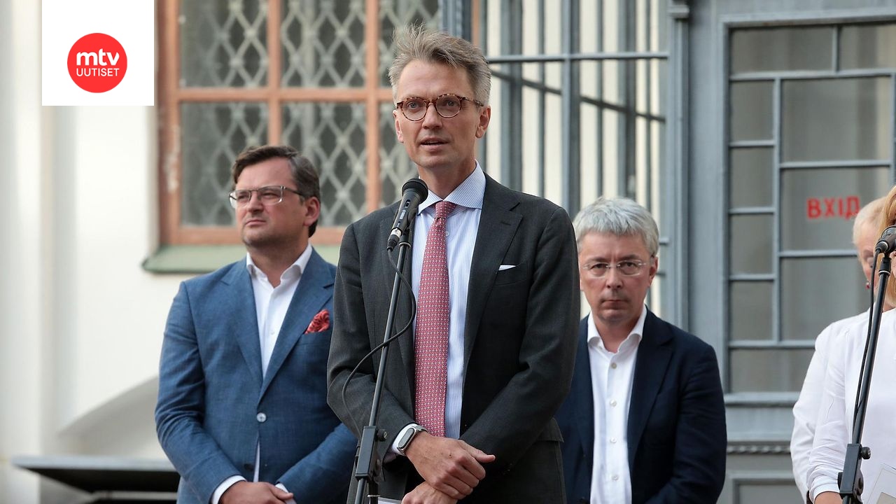 DN: Ruotsin uusi turvallisuusneuvonantaja erosi vain tunteja nimityksen ...