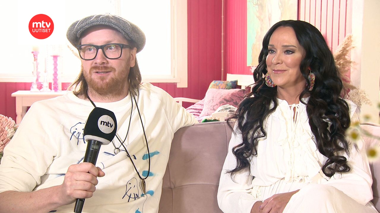 Ellen Jokikunnas ja Jari Rask paljastavat poikansa yllättävät ...