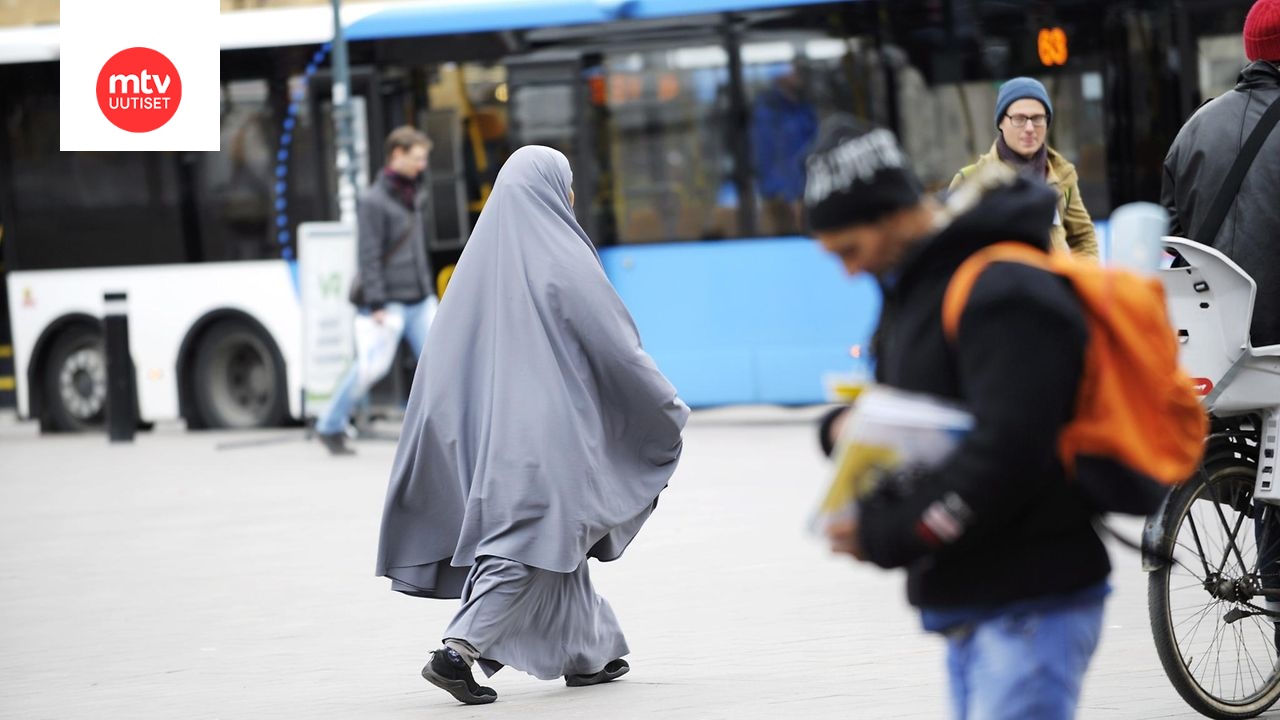 Aktivisti pitää huntukieltoa harhautuksena | MTV Uutiset