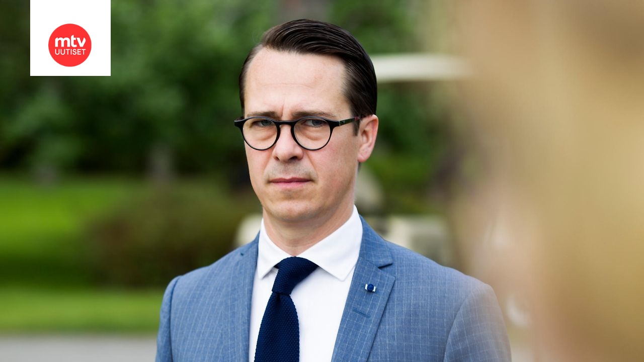 HS: Carl Haglund sai potkut Aktiasta kollegoiden mustamaalaamisen vuoksi | MTV Uutiset